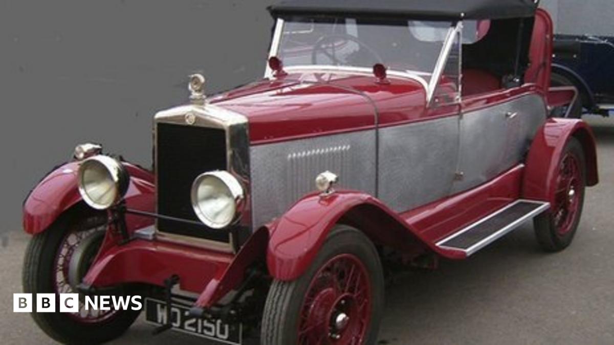 Rare car buried under a Gloucestershire shed wins an award - BBC News