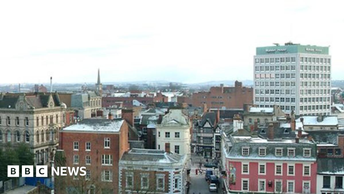 Wolverhampton gang member receives injunction - BBC News