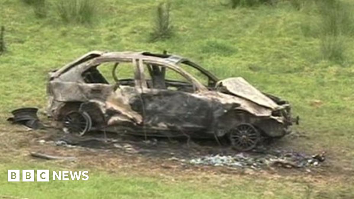 Two people killed in north Devon crash - BBC News
