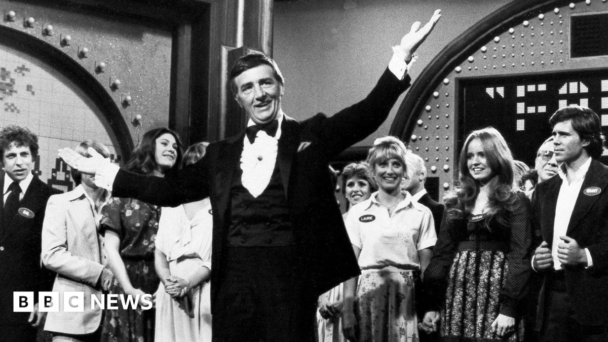 TV star Richard Dawson dies at 79 - BBC News