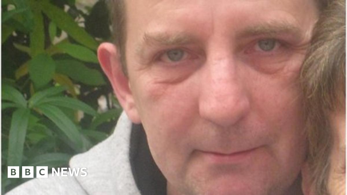 Swindon stab death: Teenager charged with murder appears in court - BBC ...