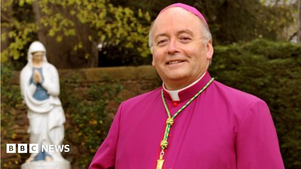 Monsignor Stephen Robson becomes Scotland's newest bishop - BBC News