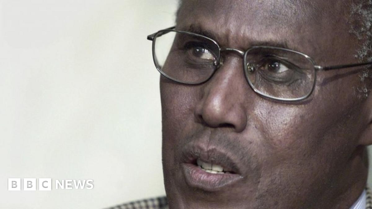 Kenyan minister George Saitoti killed in helicopter crash - BBC News