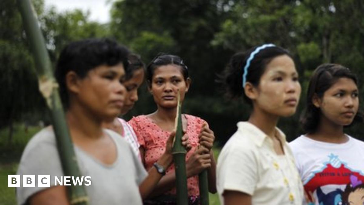 Riot-hit western Burma province in state of emergency - BBC News