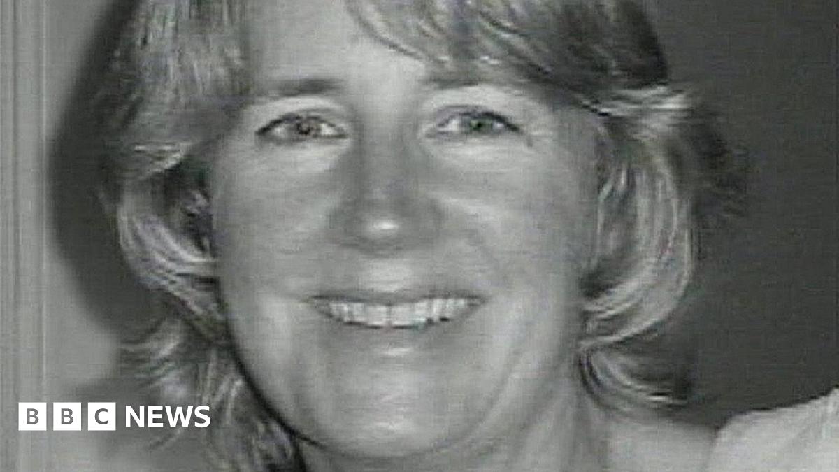 Network Rail sued over Julia Canning level crossing death - BBC News