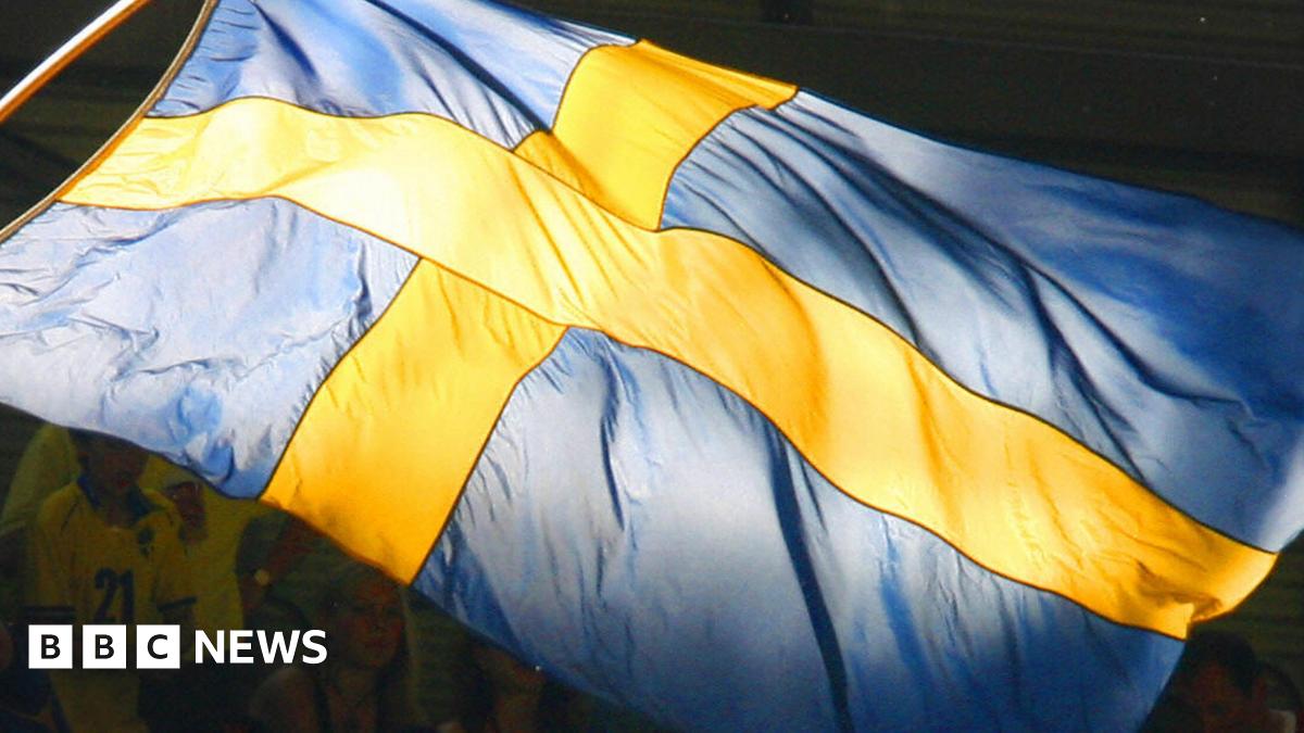Sweden Twitter campaign marred by 'Jew' comments - BBC News