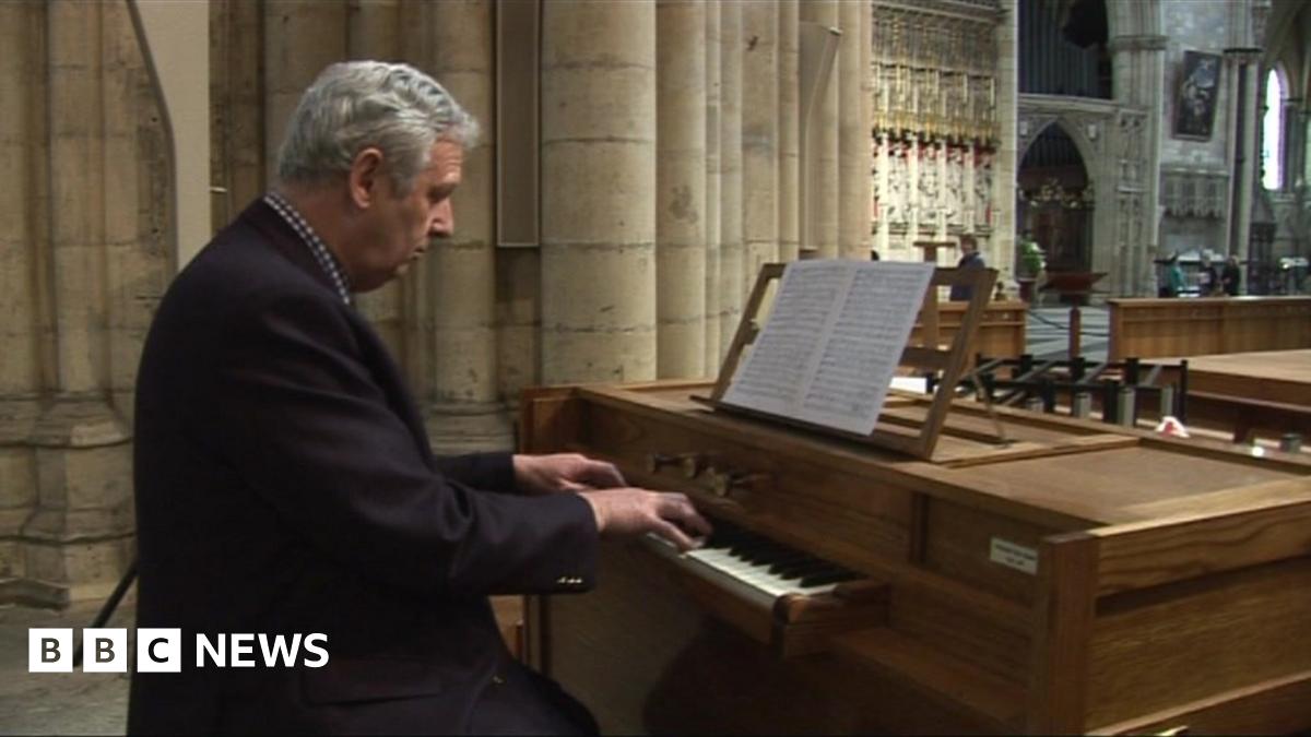 York church music composer Richard Shephard honoured by Queen - BBC News