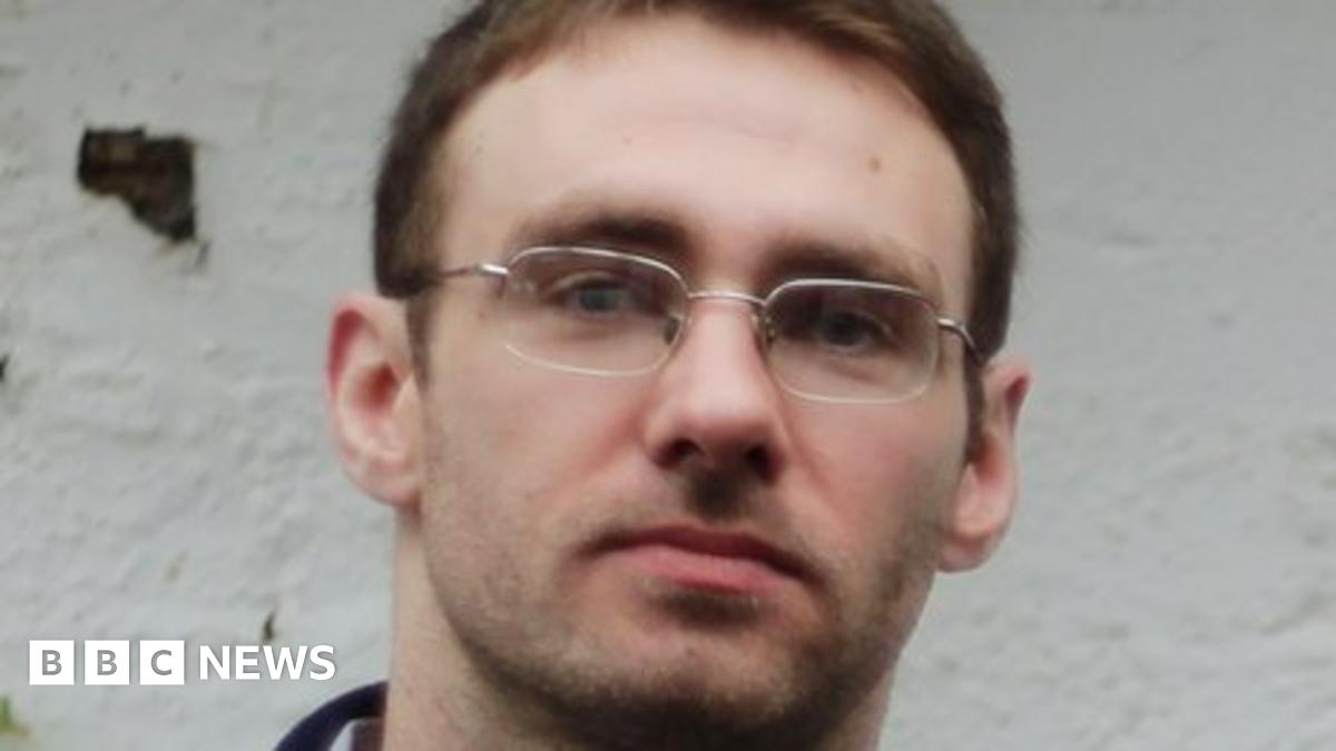 Police concern for missing man Ben Hilton - BBC News