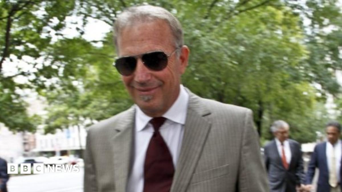 Kevin Costner wins oil clean-up case - BBC News