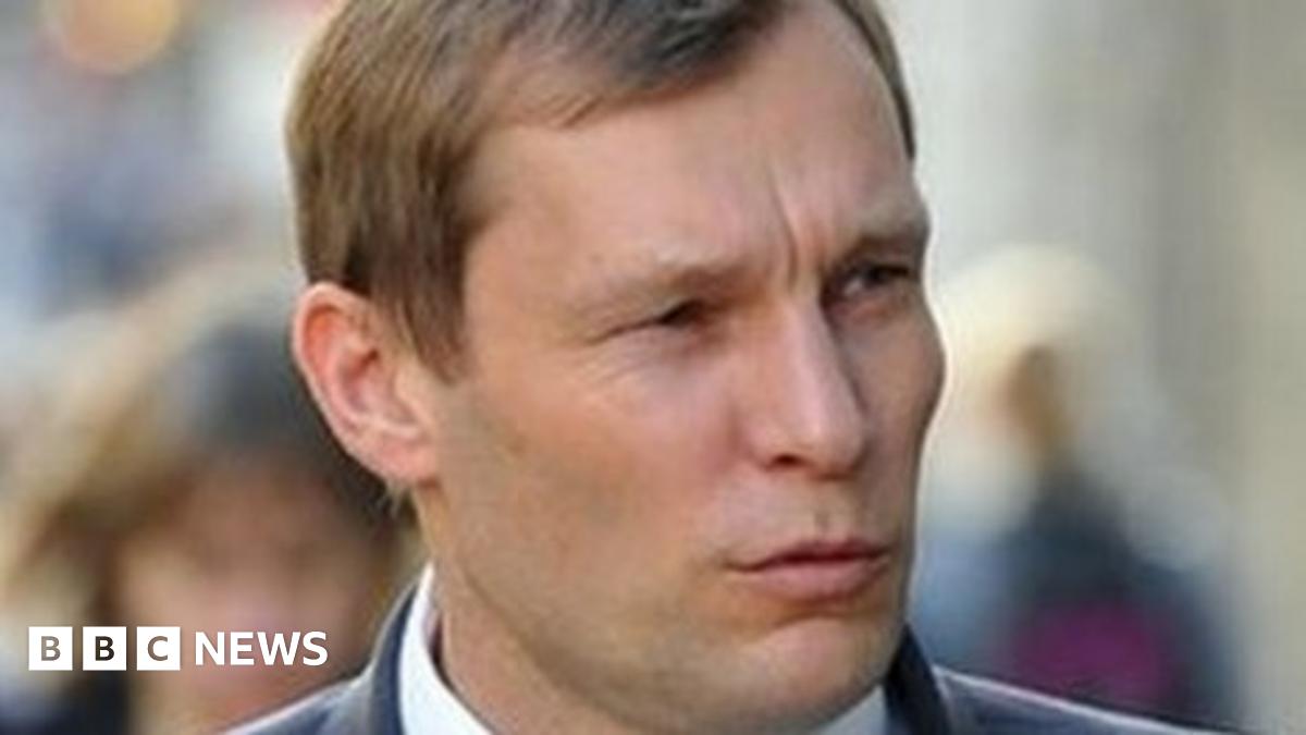 G20 death trial hears Met PC's 'blood was up' - BBC News