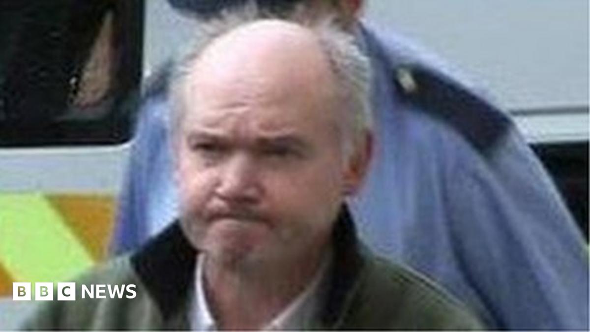 Former amateur boxing coach Frank Mulligan jailed for raping boy - BBC News