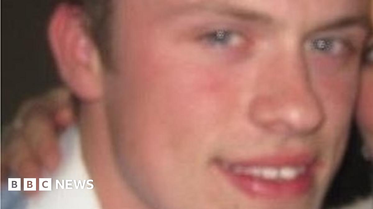 Funeral for Irish fan James Nolan who died in Poland - BBC News