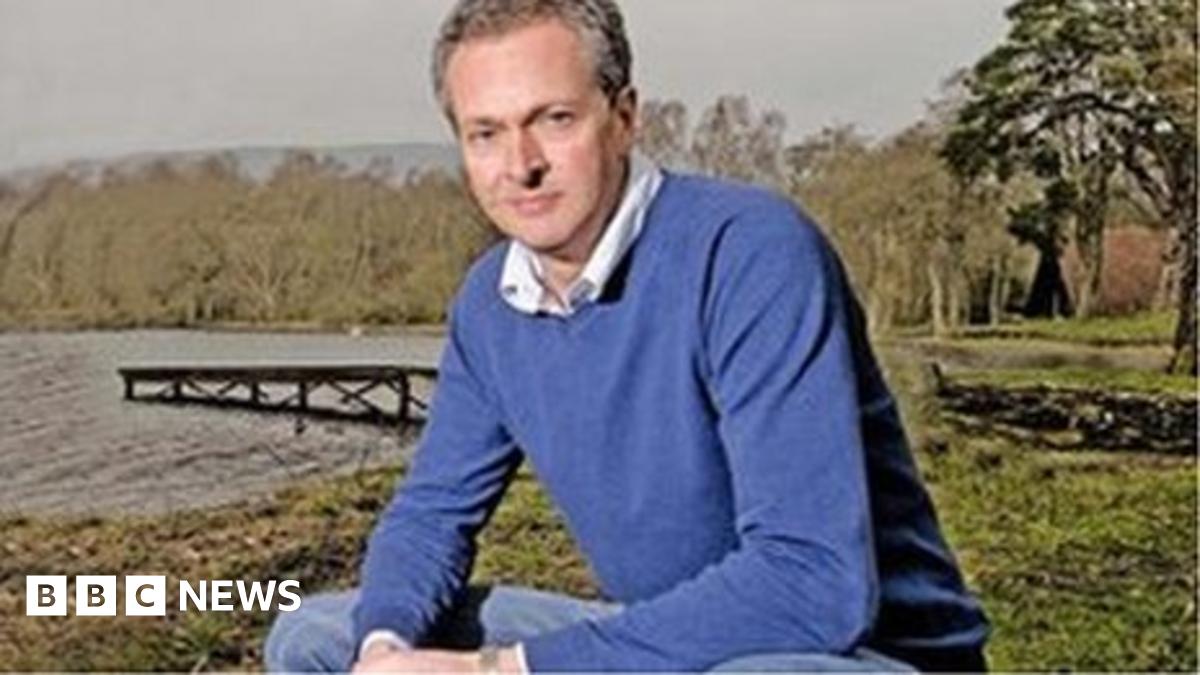 Nick Nairn's father: 'Garlic is work of the devil' - BBC News