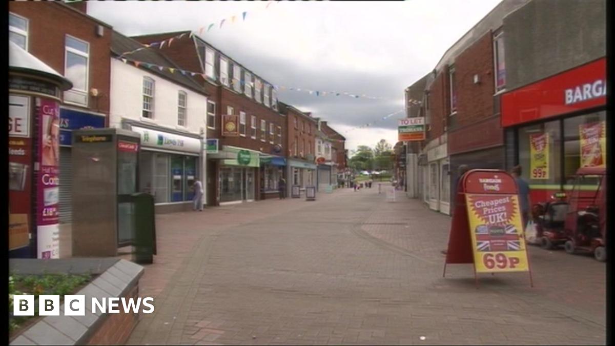 Cannock Chase town centres to get £400,000 revamp - BBC News