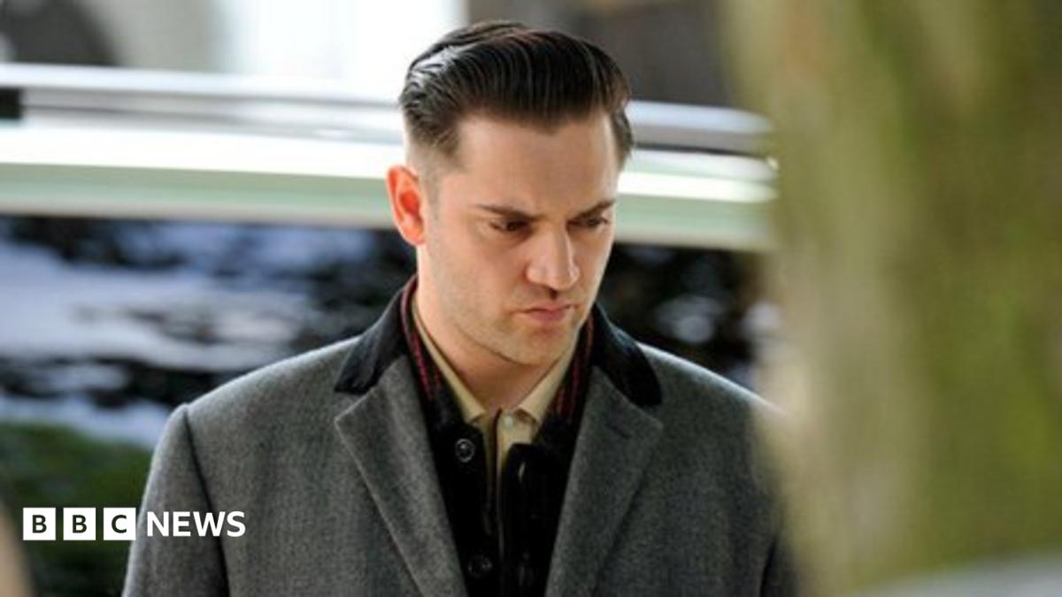 Amy Winehouse's boyfriend Reg Traviss in rape charge - BBC News
