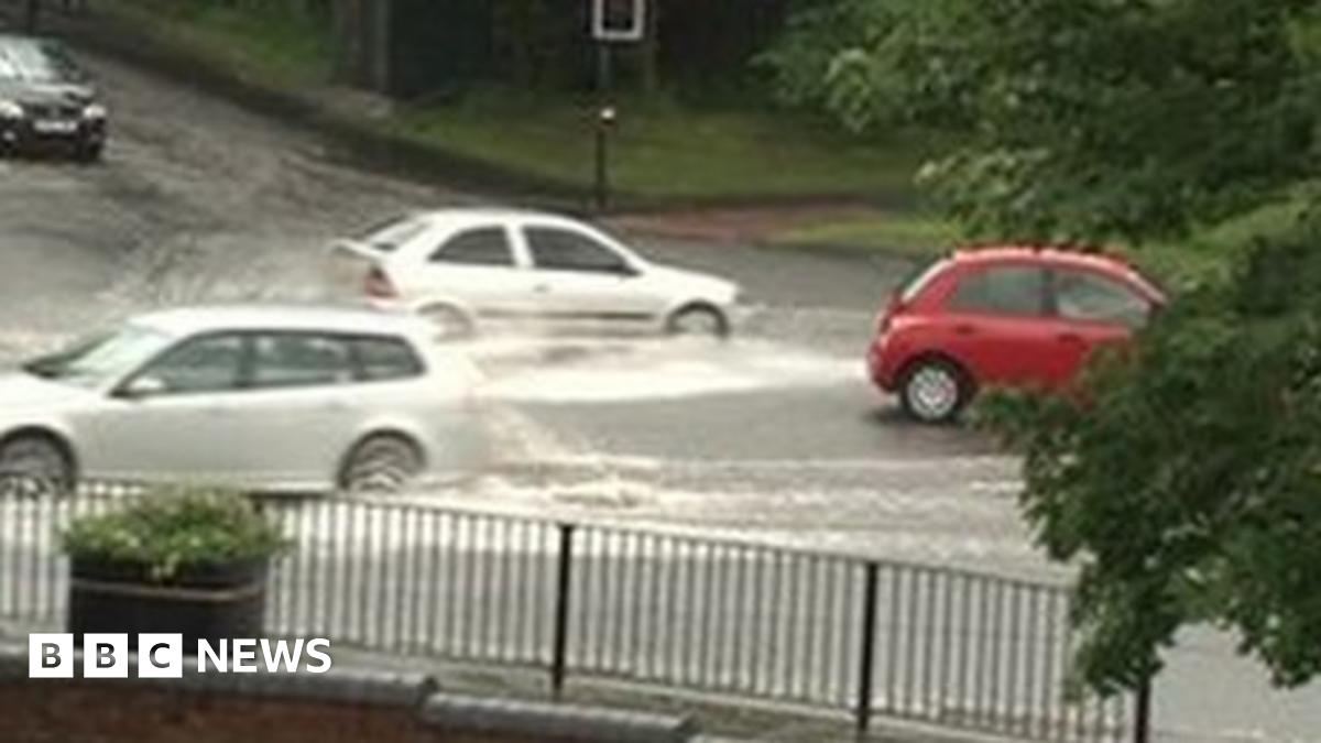 Flooding in North East prompts evacuations and power cuts - BBC News