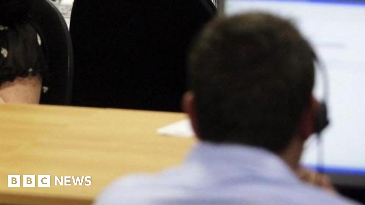 Teleperformance 'to create 1,000 Scottish jobs' - BBC News