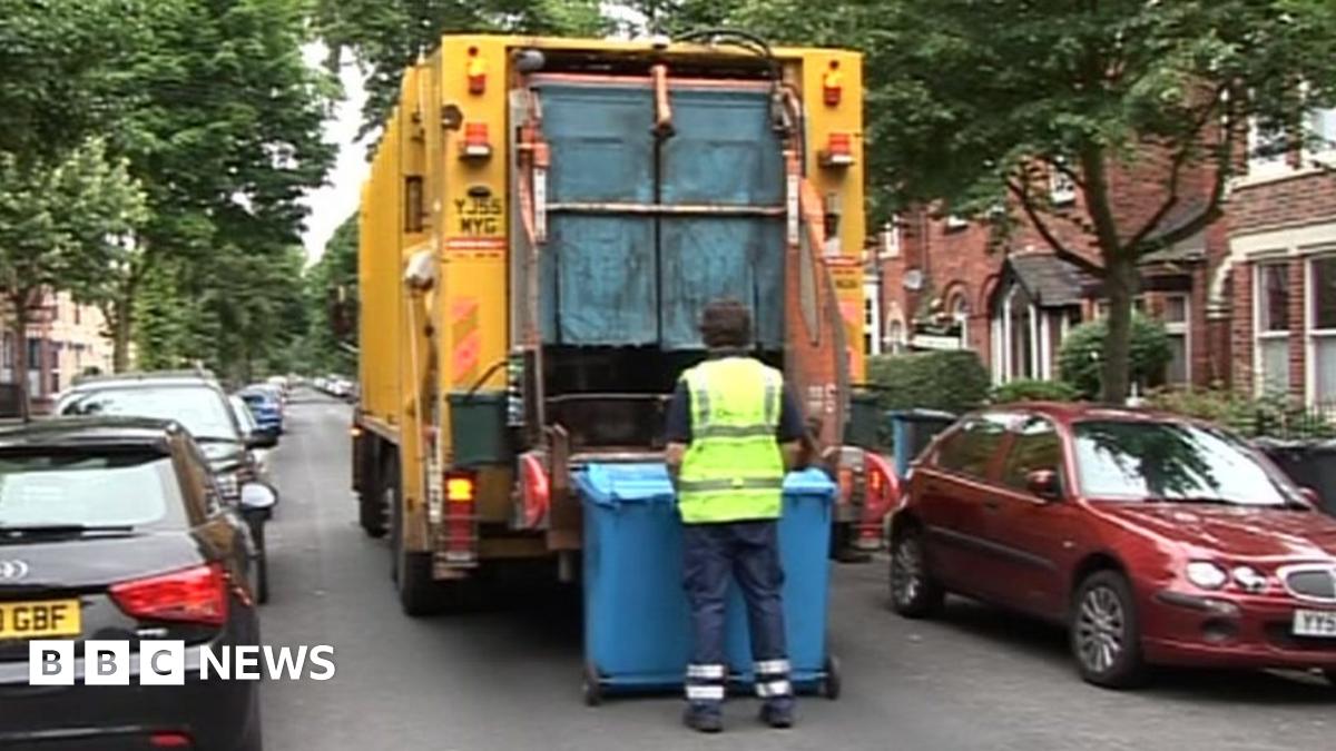 East Yorkshire council agrees new recycling targets - BBC News