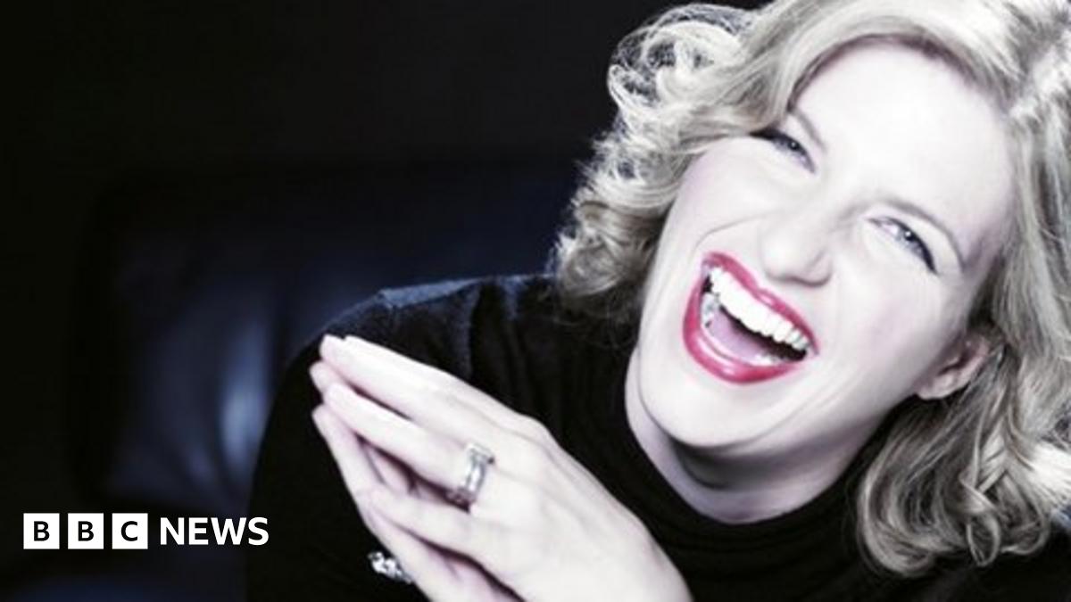 Clare Teal's big band: Members chosen after auditions - BBC News