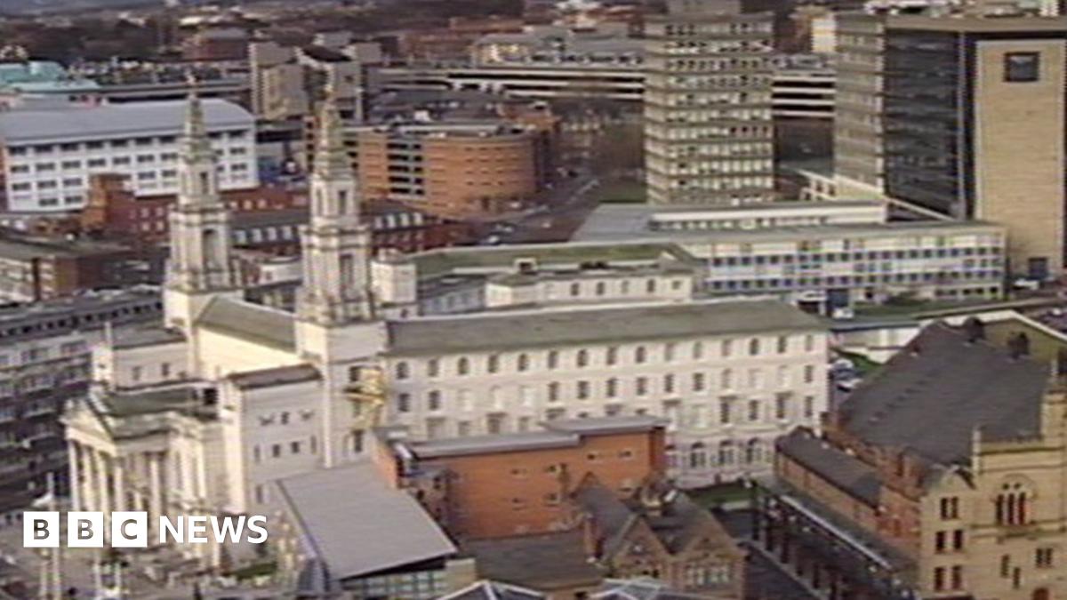 Leeds City Region signs for more power - BBC News