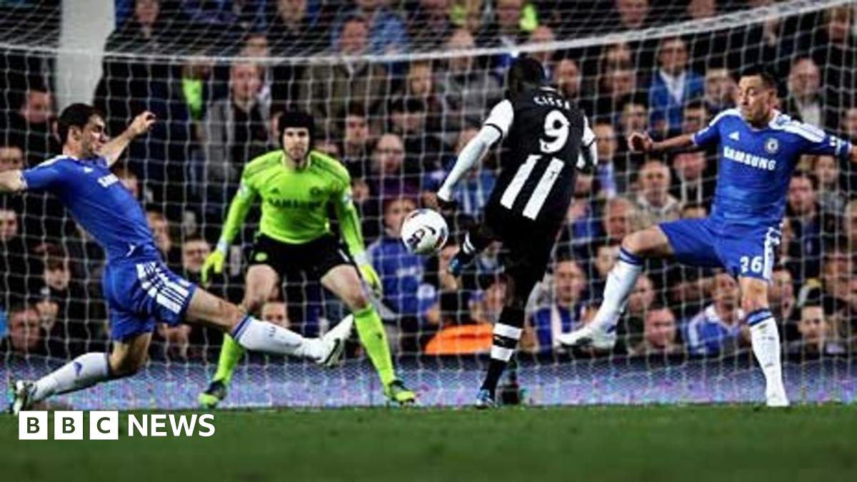 Football transfer numbers and costs in global fall - BBC News