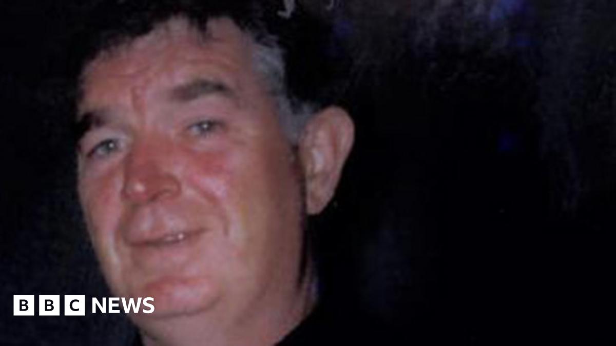 Archie Paterson and John Kenna jailed for murder of John Hyndman - BBC News