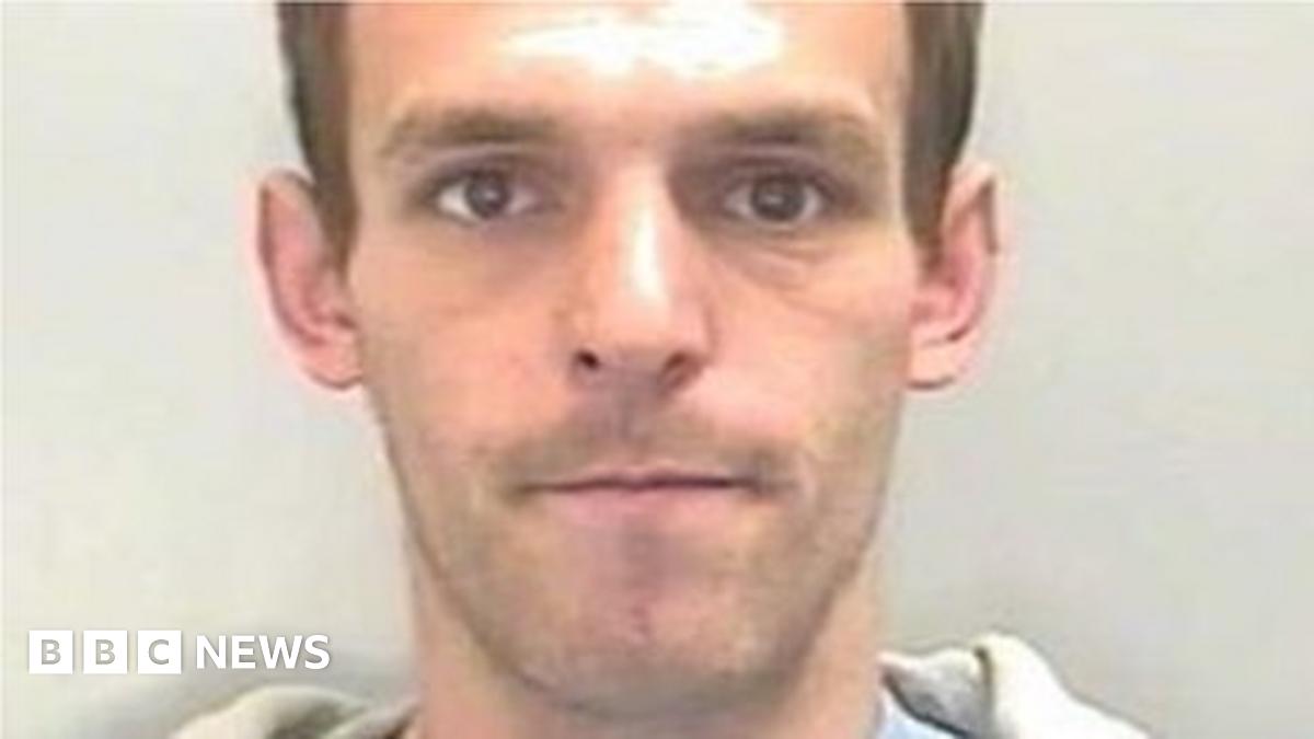 Police escapee Craig Goldstone guilty of Plymouth rape - BBC News