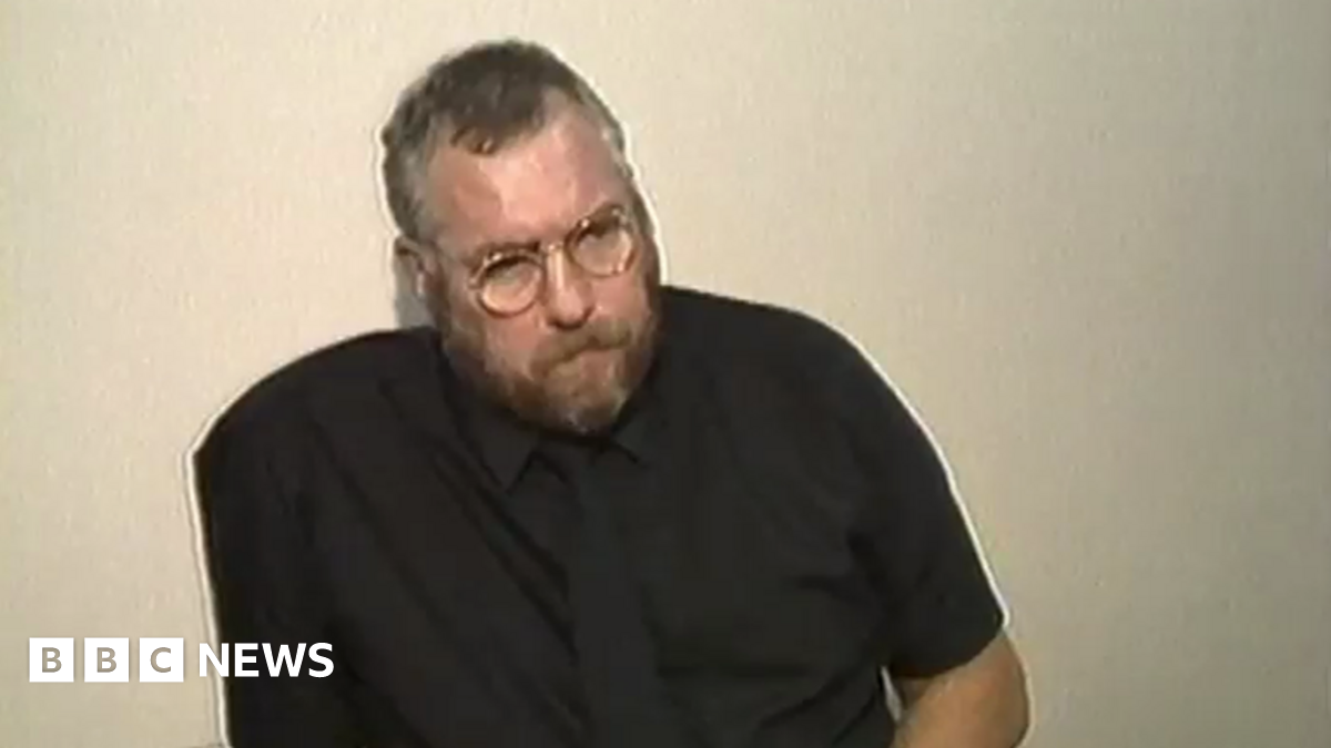 Brian Thomas, Neath and Wales rugby player and coach, dies - BBC News