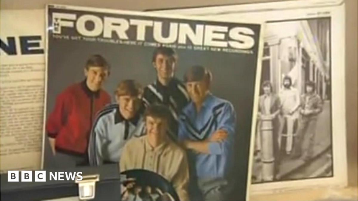 Unheard songs by sixties band The Fortunes found in trunk - BBC News