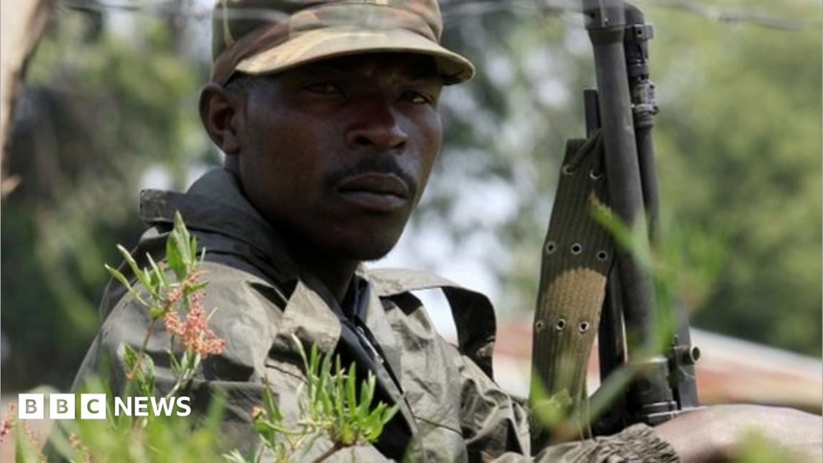 DR Congo: M23 rebels threaten to march on Goma - BBC News