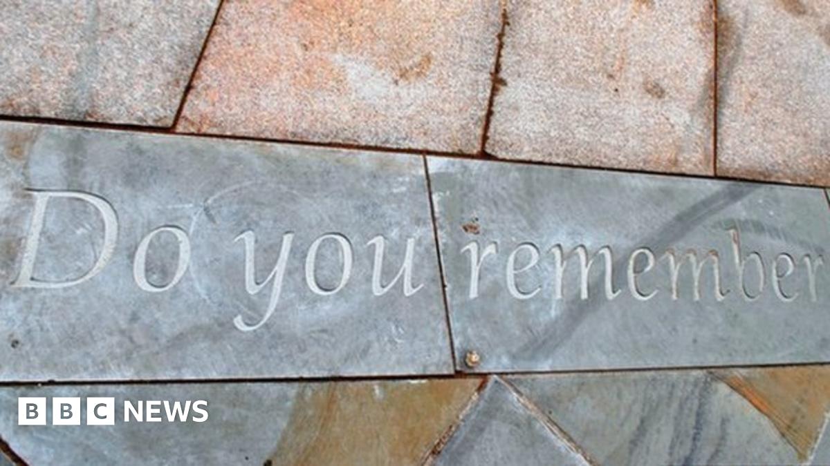 Ex-Marillion singer Fish opens Kayleigh tribute square - BBC News