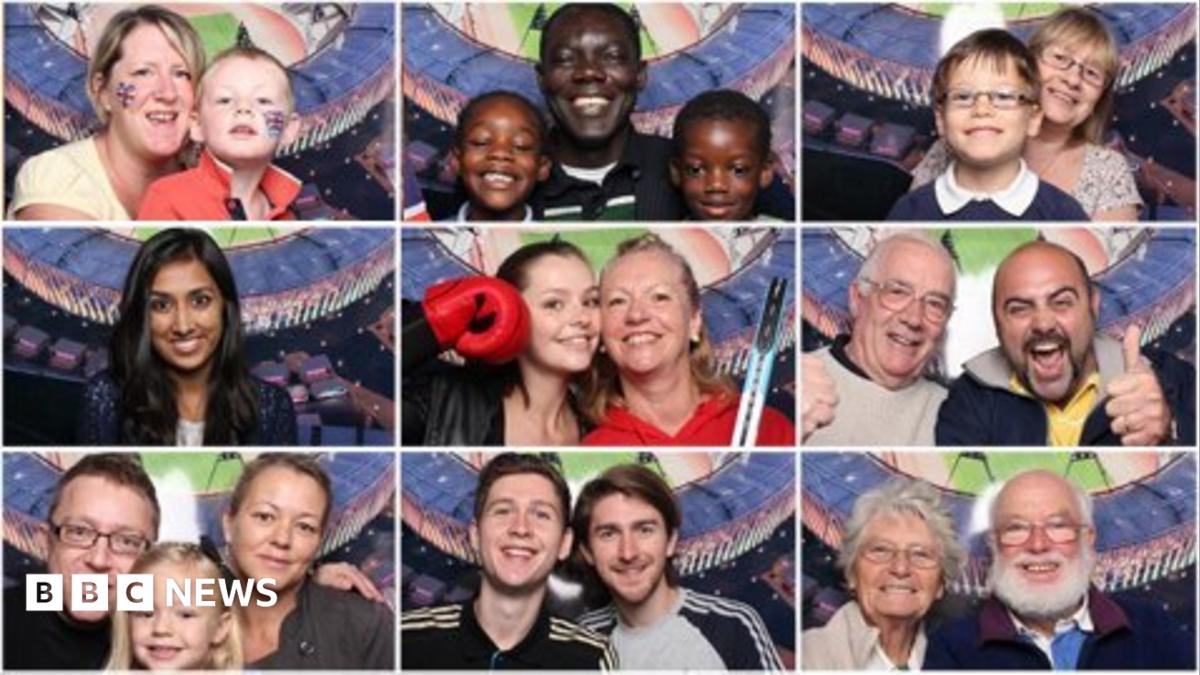 Olympic torch relay: Messages from BBC buses sent to Olympians - BBC News