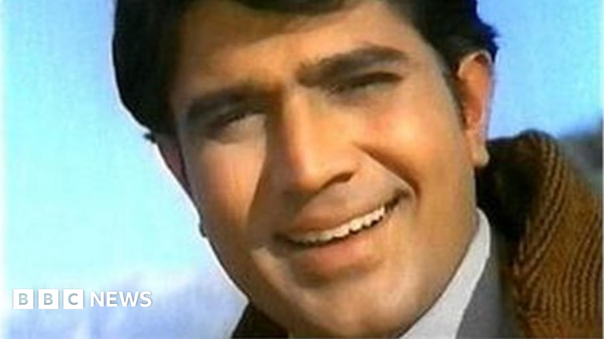 Bollywood's 'first superstar' Rajesh Khanna dies aged 69 - BBC News