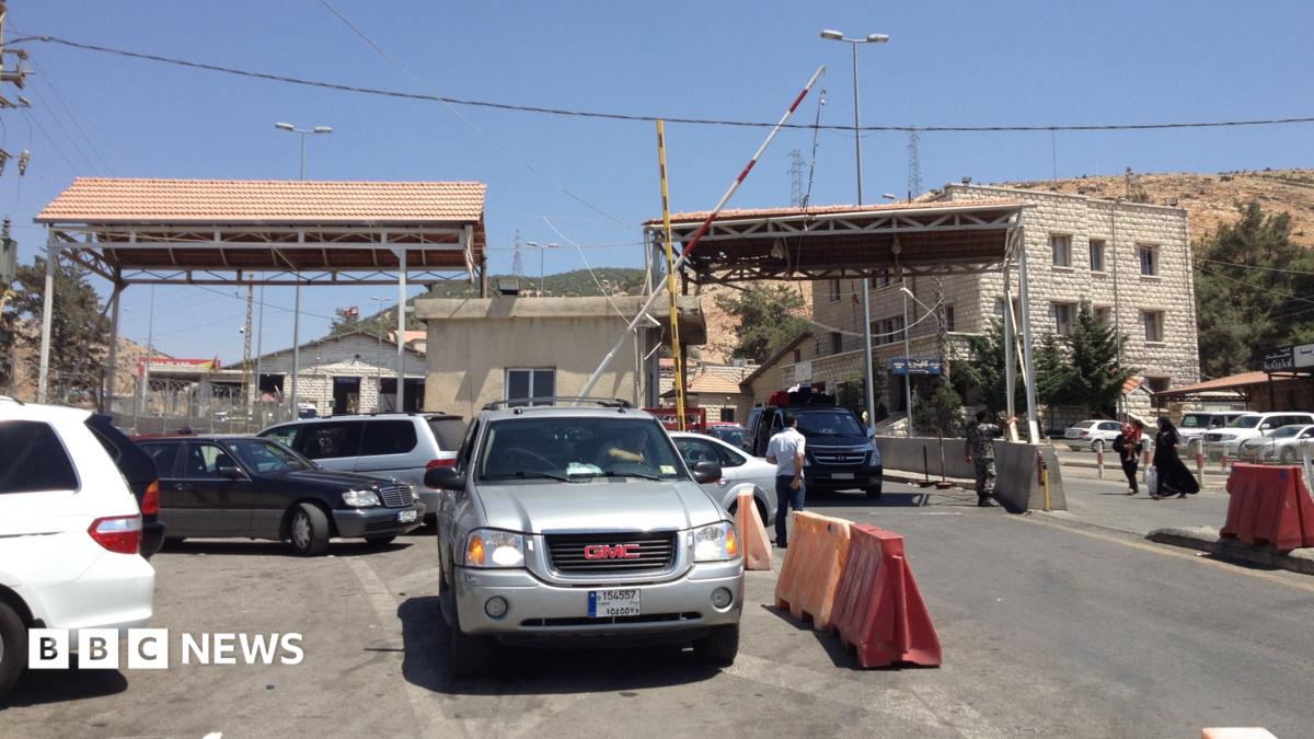 Stories of fear and defiance at Syrian-Lebanese border - BBC News