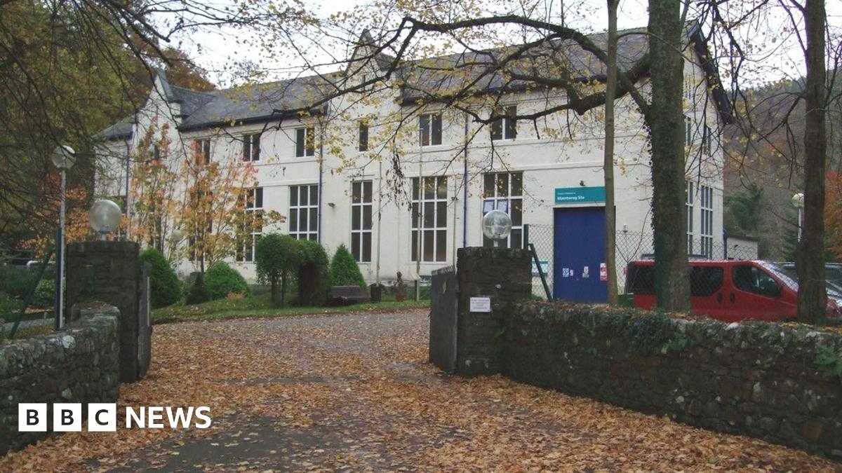 Maentwrog Hydroelectric Power Station in rainfall boost - BBC News