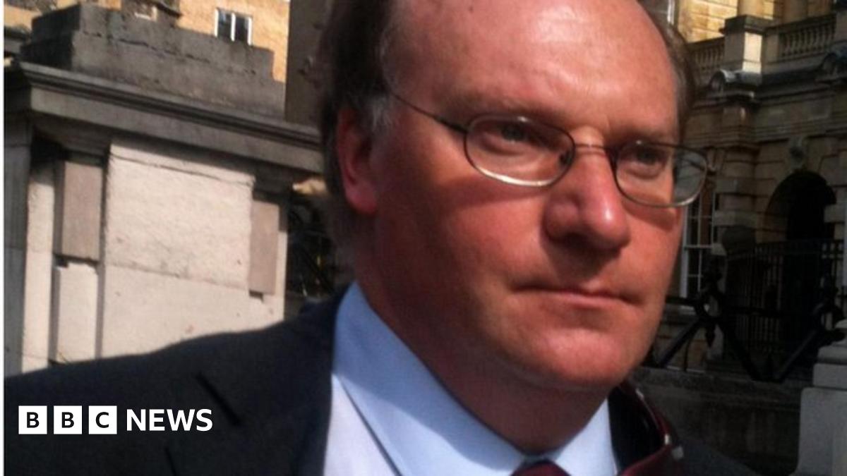 Bruce Roth victim takes action against King's School - BBC News