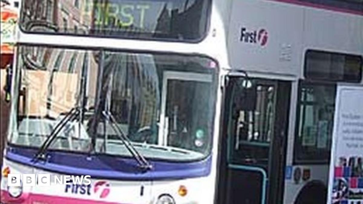 First plan to axe all north Devon bus routes - BBC News