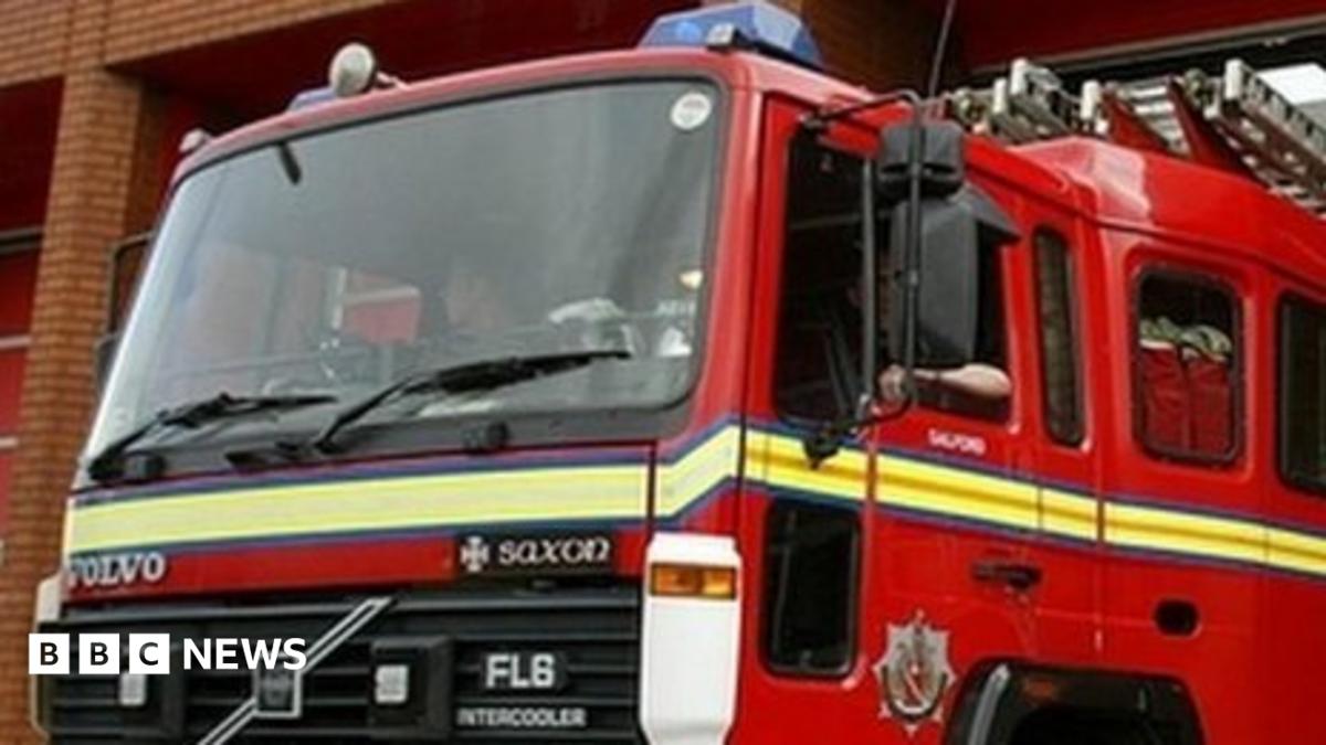 Arrest after fire starts at Redditch house - BBC News
