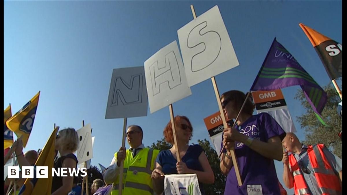 MP Stephen Gilbert refers regional NHS pay to OFT - BBC News