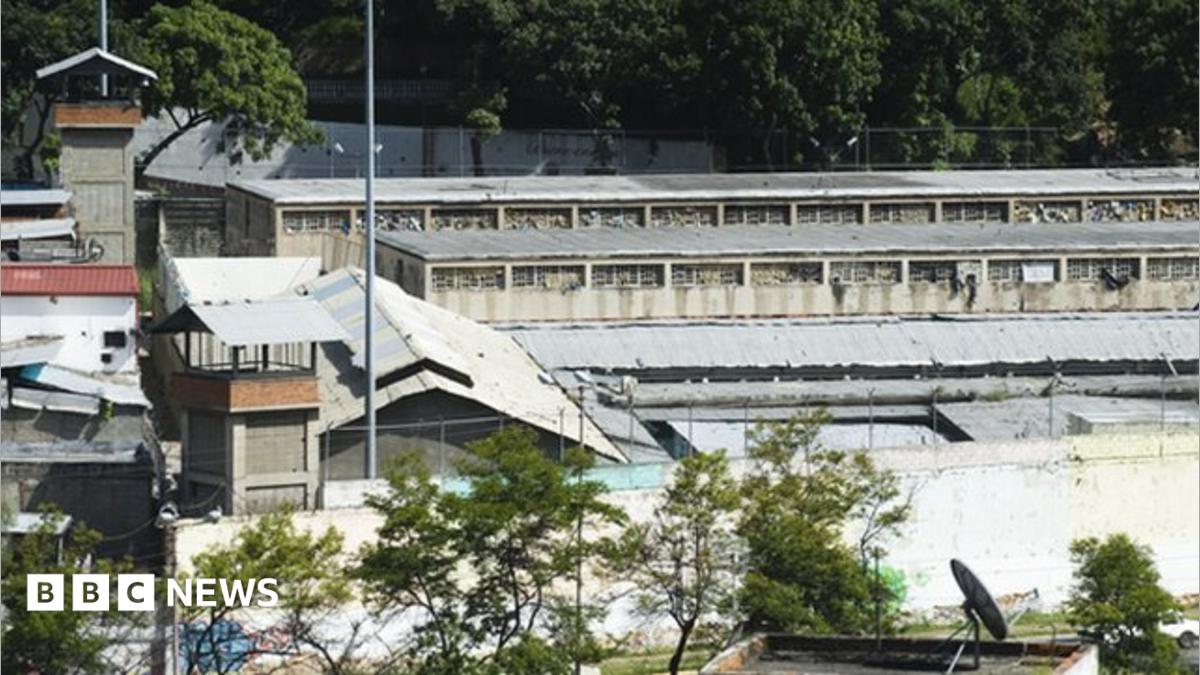 Venezuela's prisons see security breakdown - BBC News