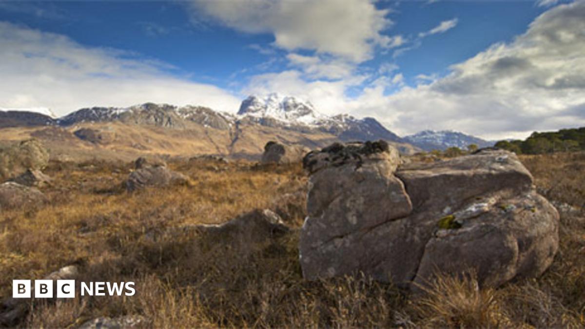 Rock drilling 'threatens' Scotland's geology - BBC News