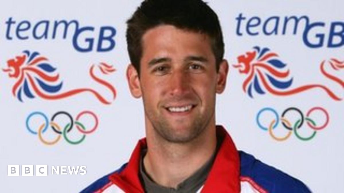 Olympic rowing: Tom James a winner says school coach - BBC News