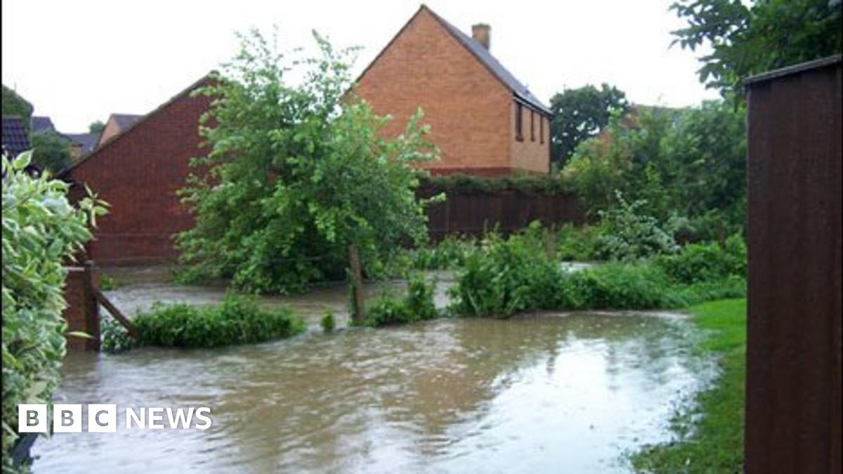Swindon underground storm tanks plan revealed - BBC News