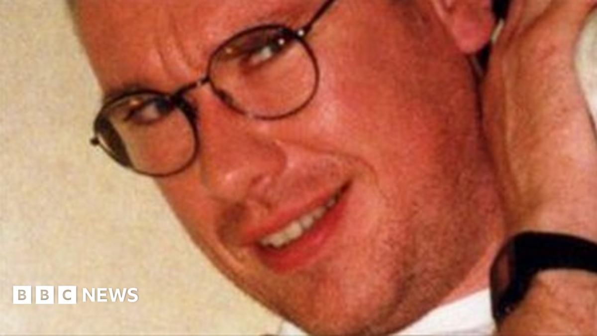 Three people on trial for Andrew Oates murder in Peterhead - BBC News