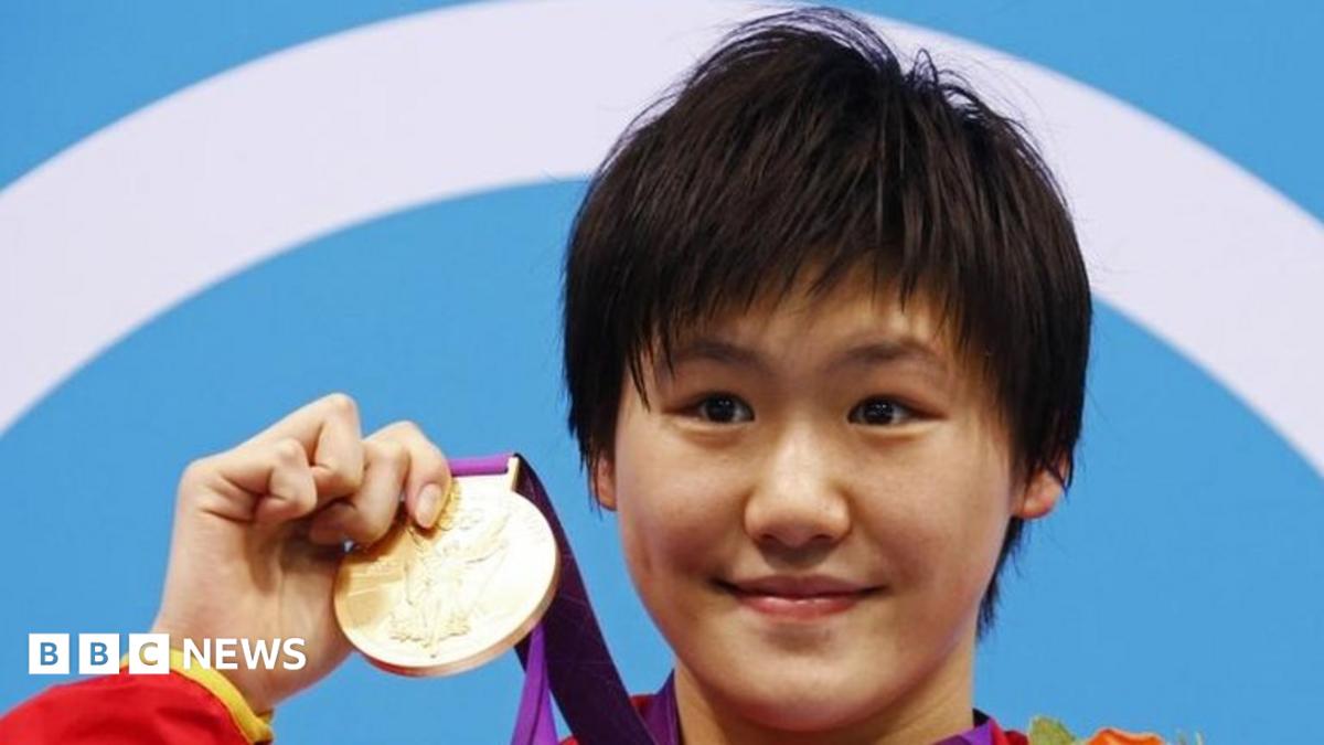 Profile: China swimmer Ye Shiwen - BBC News