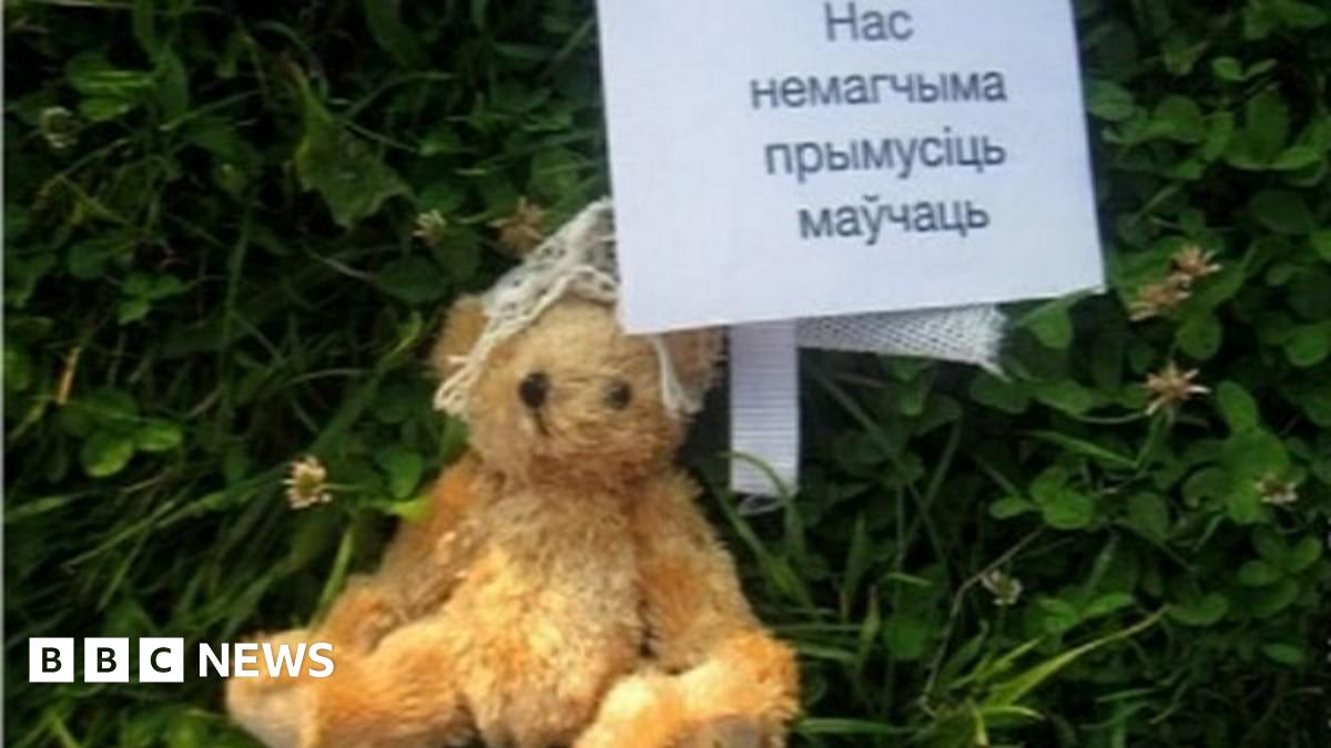 Belarus generals sacked over Swedish teddy bear stunt - BBC News