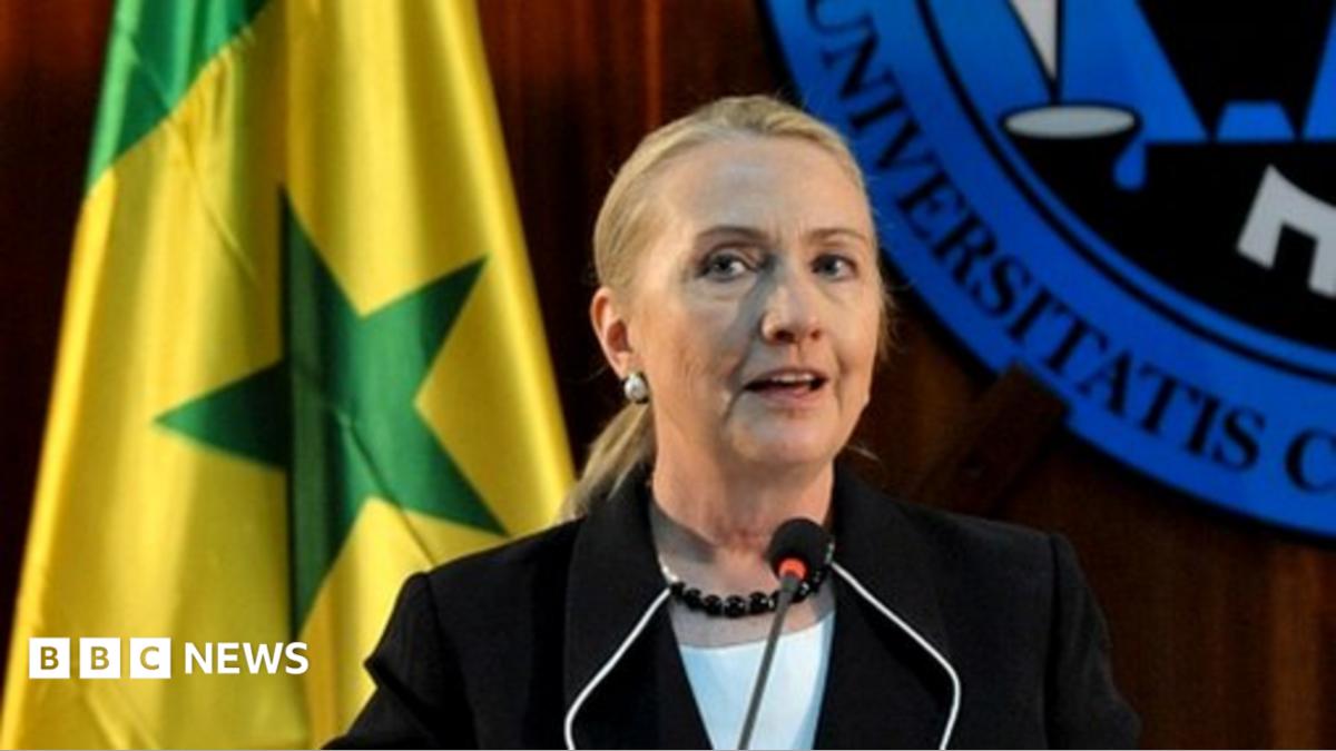 Hillary Clinton to meet Uganda's Yoweri Museveni - BBC News