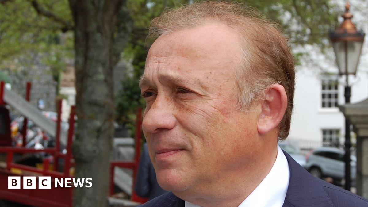 Guernsey's Policy Council unanimously approves ICT plan - BBC News