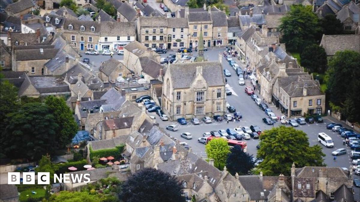 Stow bids to become neighbourhood area - BBC News