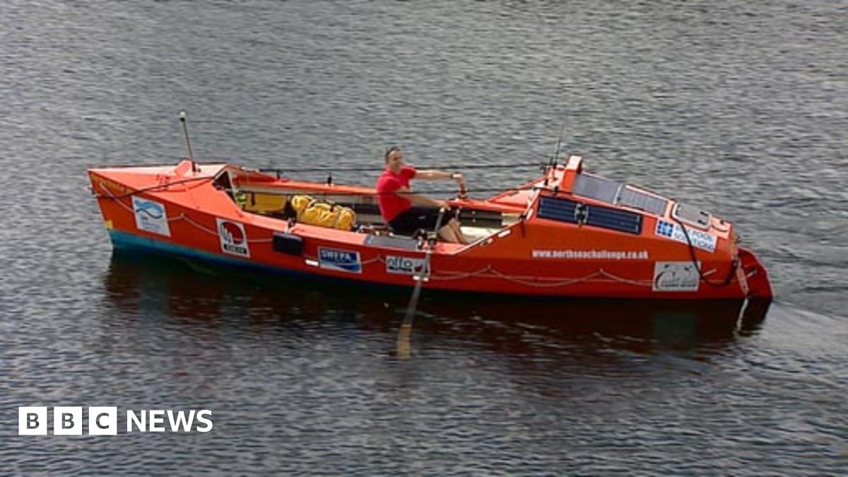 Mike Park sets off to row from Stonehaven to Denmark - BBC News
